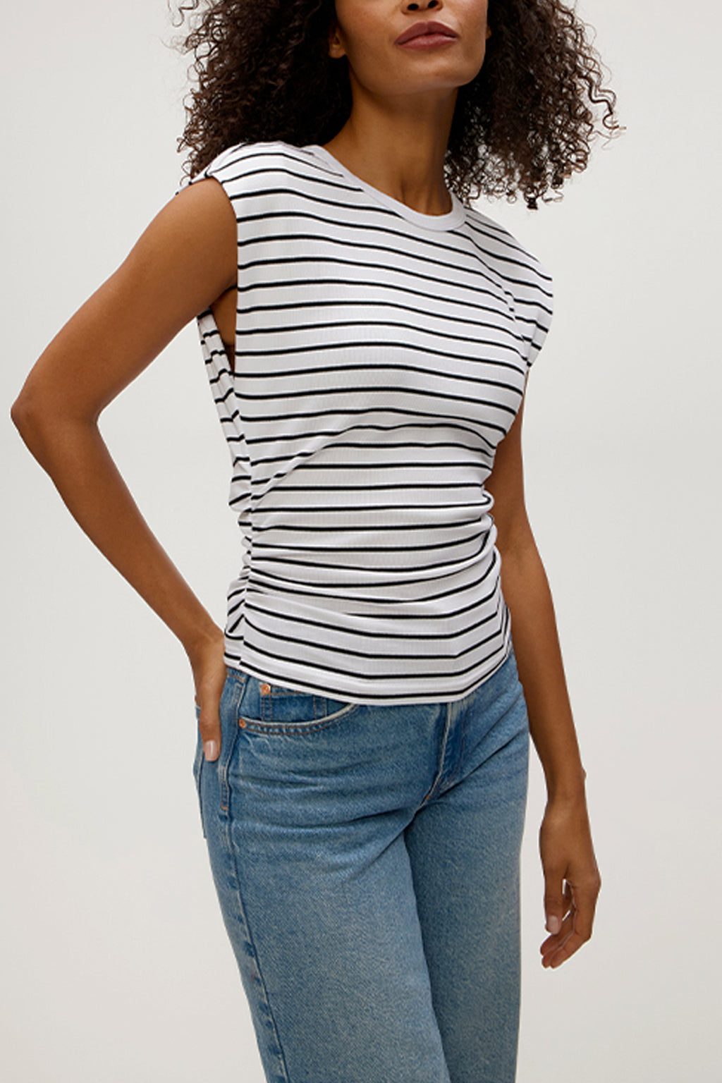 Joni Crew Neck Power Shoulder Top – Pinkadot